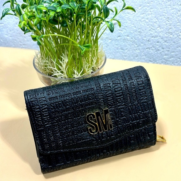 Steve Madden | Bags | Steve Madden Signature Fold Style Wallet | Poshmark